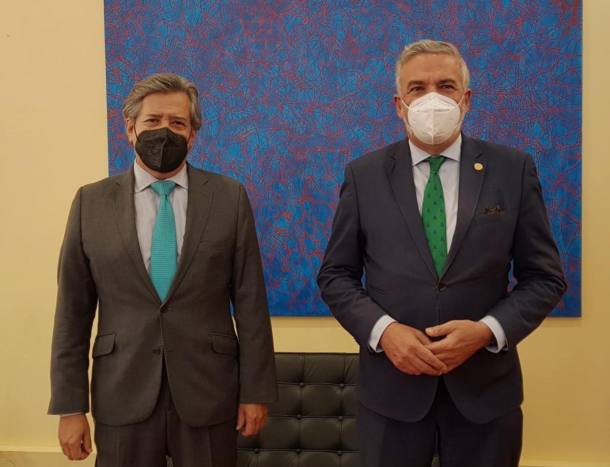 Reunión del Rector de la ULPGC Lluís Serra con el Cónsul de Colombia ...